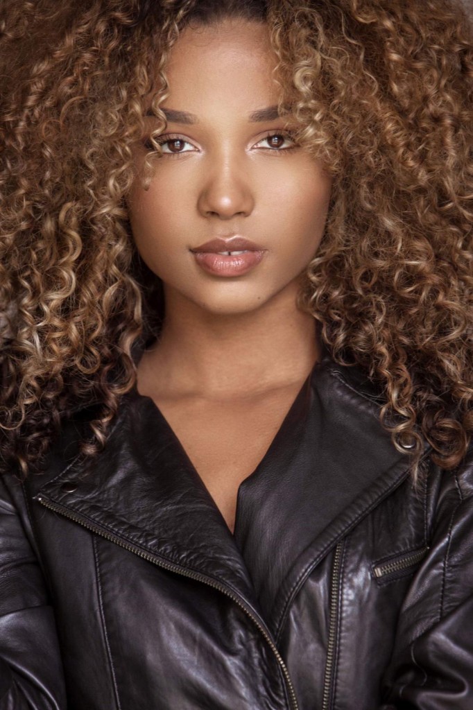 Vanylle Emasse - CJ Talents (43) | Cyrille Joubert Talents